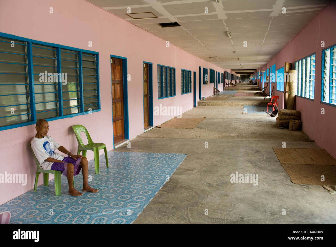 Malaysia Borneo Sarawak Pelagus River George Longhouse interior ...