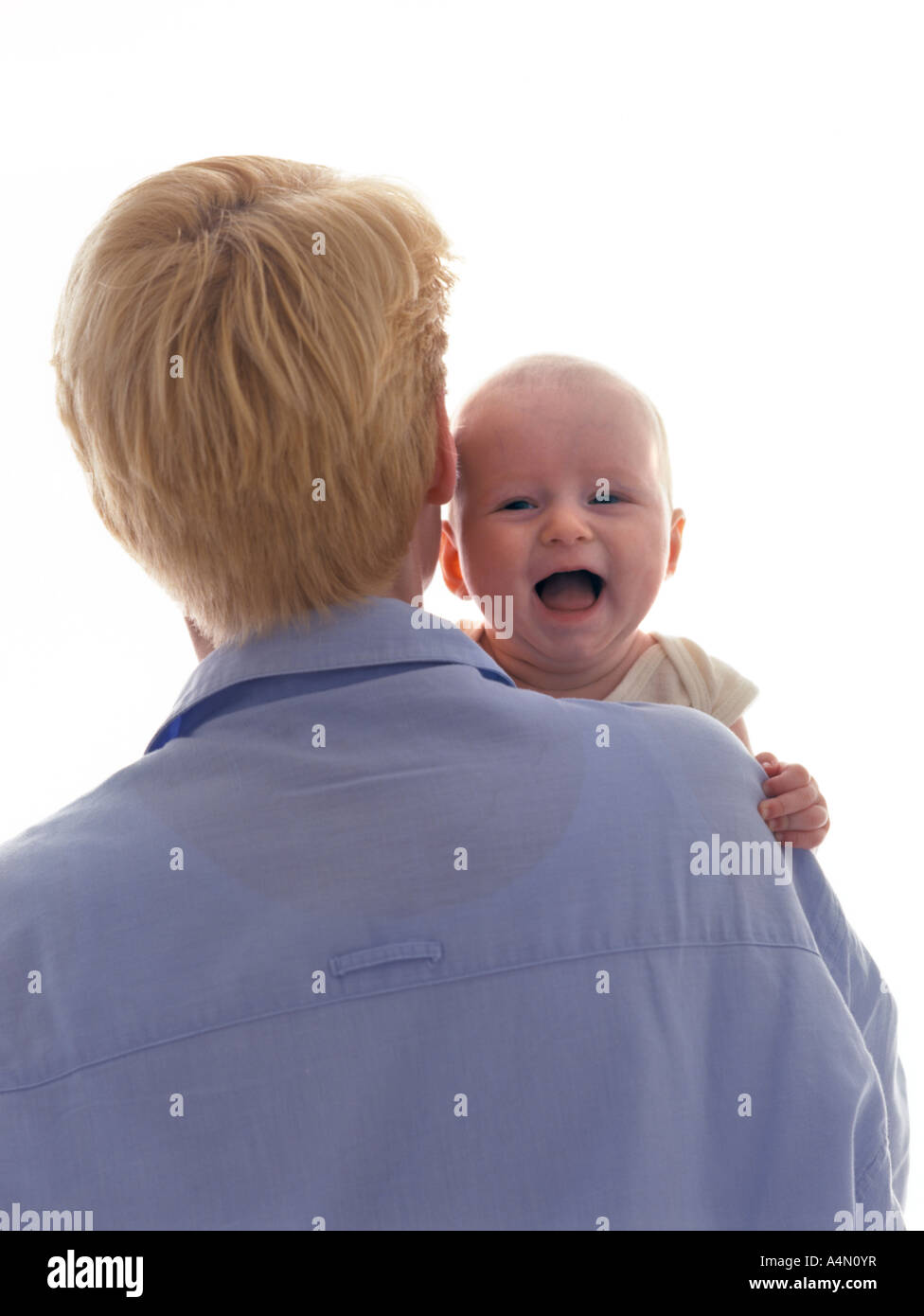 Kid looking over shoulder hi-res stock photography and images - Alamy