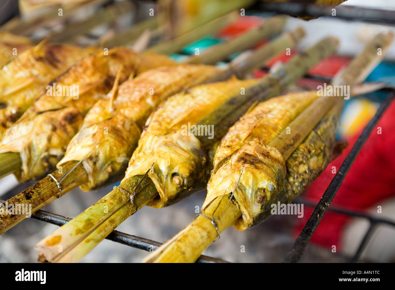 Fish market kuching malaysia hi-res stock photography and images - Alamy