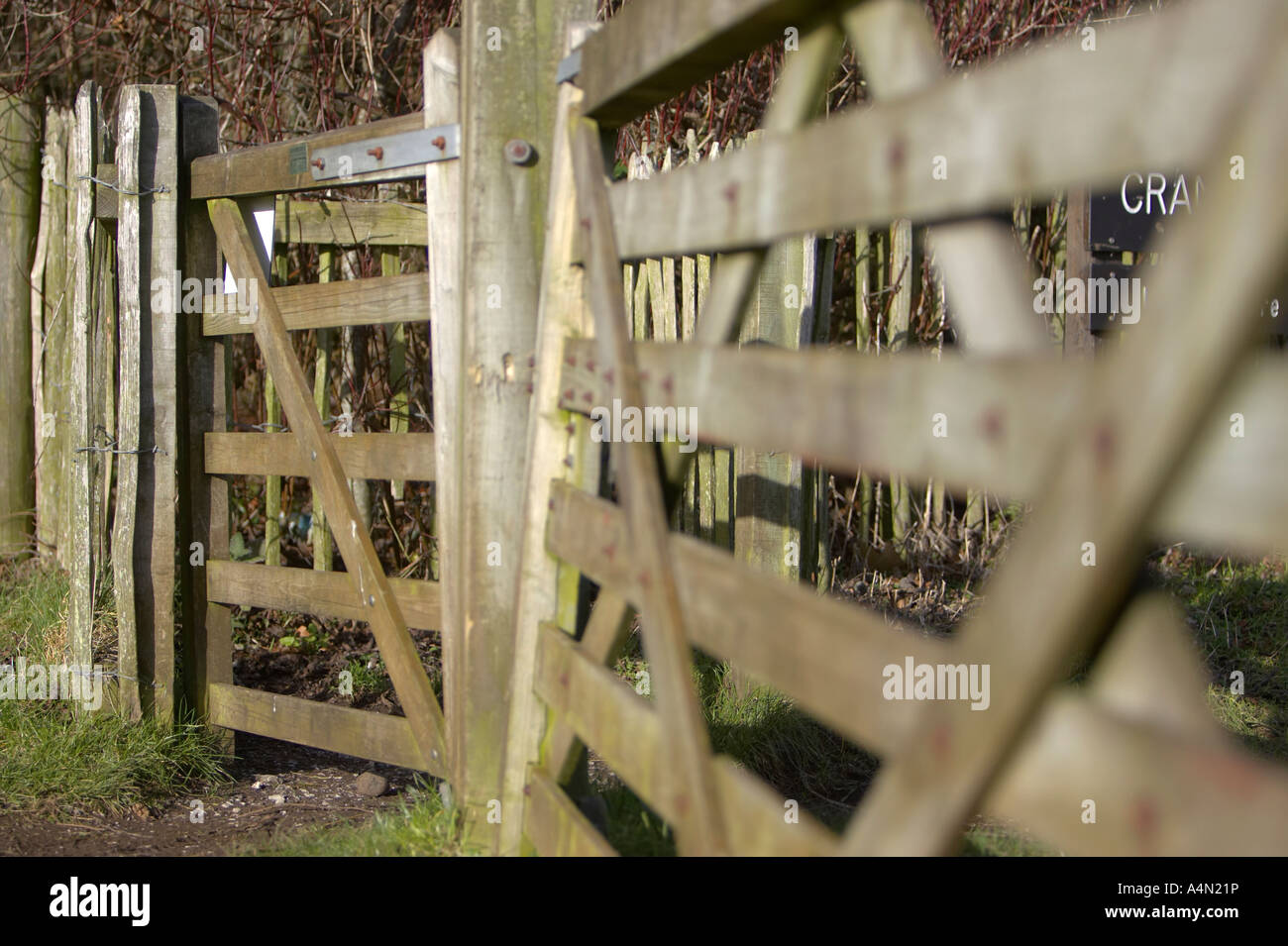 Pedestrian field gate hi-res stock photography and images - Alamy