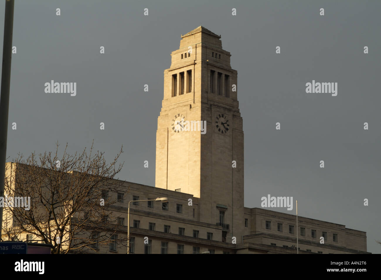 Parkinson Building at Leeds University Stock Photo - Alamy