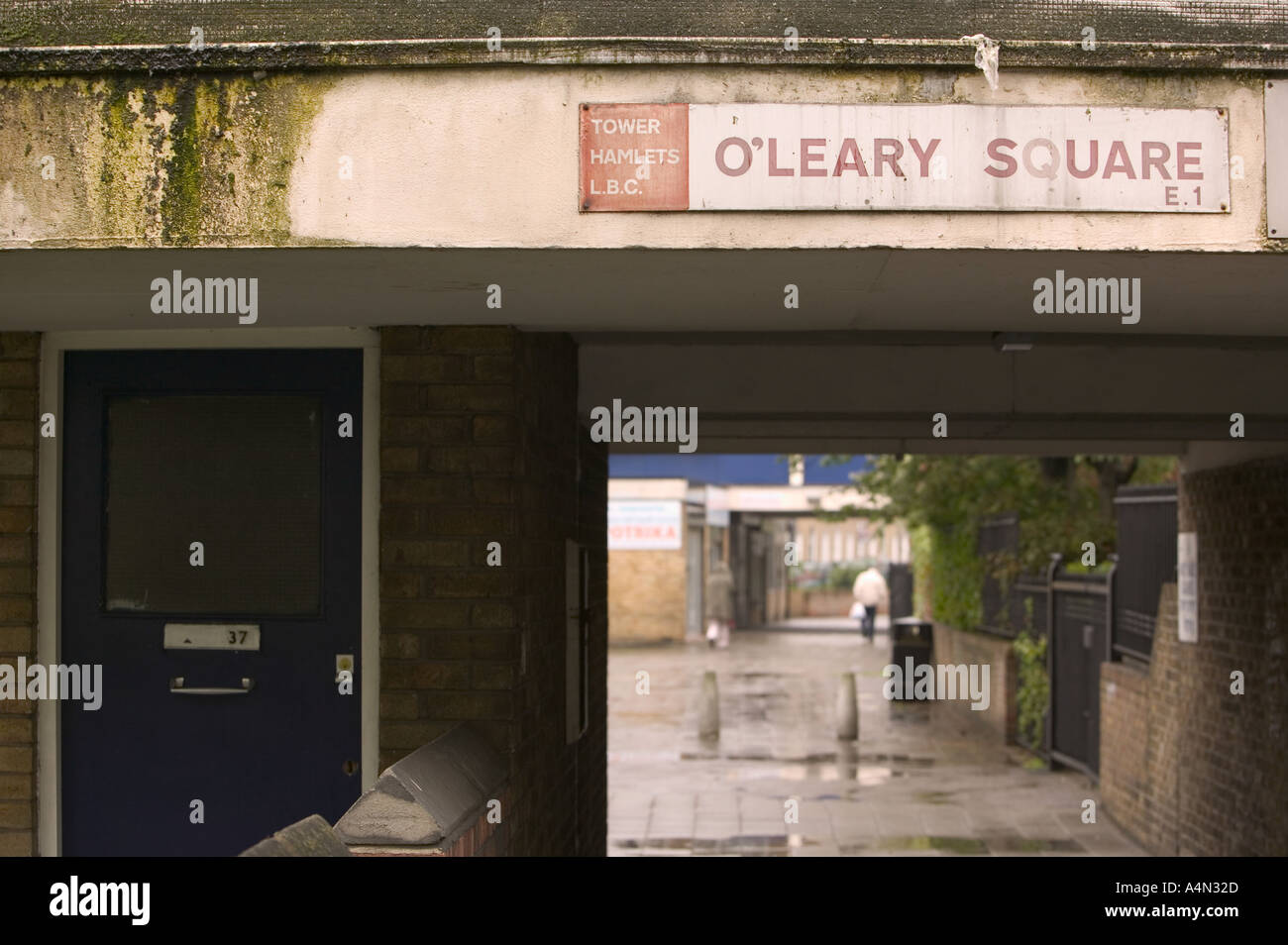 Tower hamlets council estate hi-res stock photography and images - Alamy