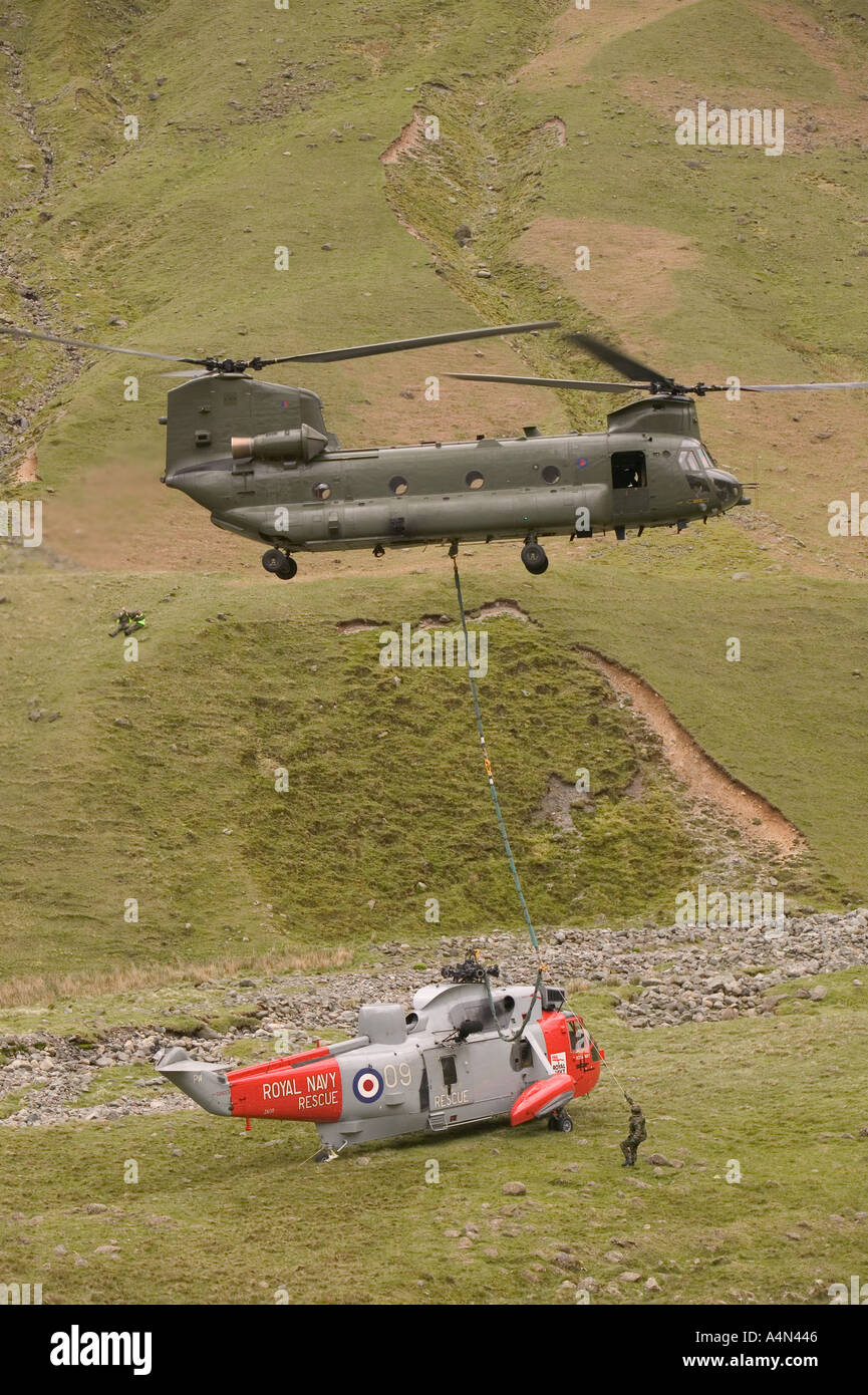 Chinook helicopter crash hi-res stock photography and images - Alamy