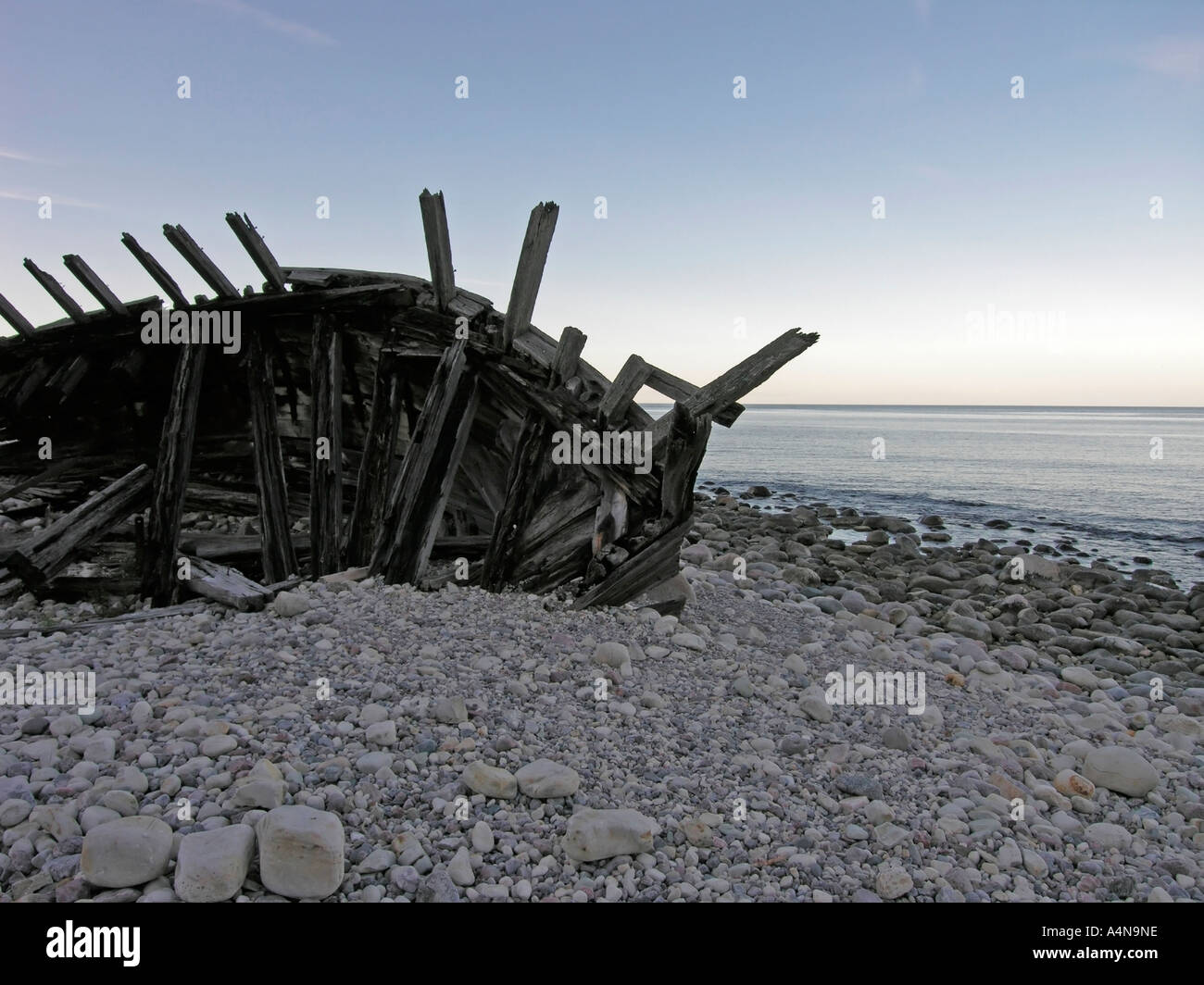Ship wrack hi-res stock photography and images - Alamy