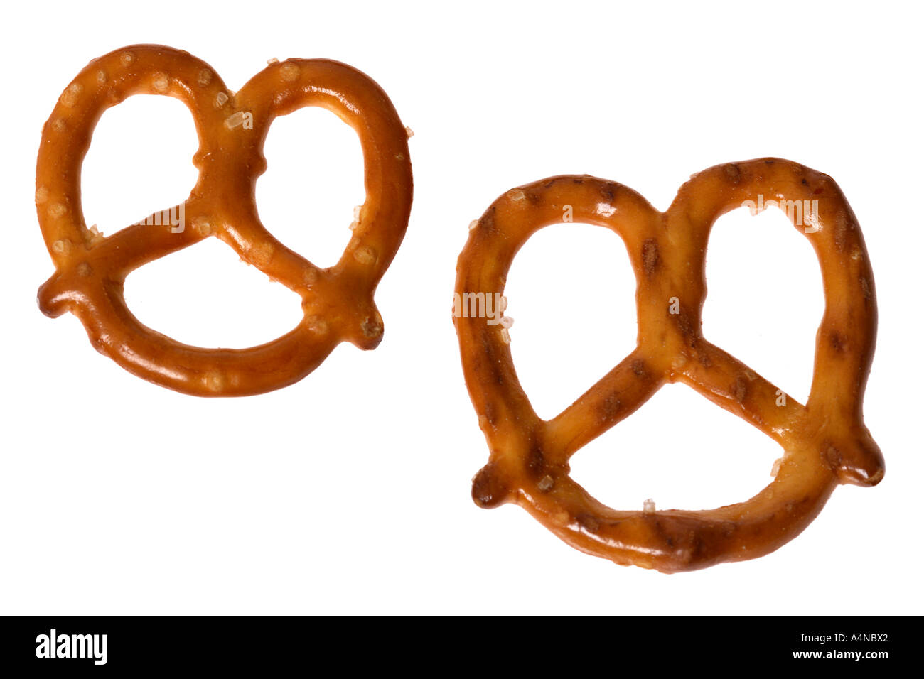 Pretzel outline icon on Cut Out Stock Images & Pictures - Alamy