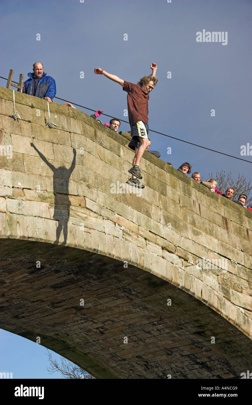 Crazyvertical hi-res stock photography and images - Alamy