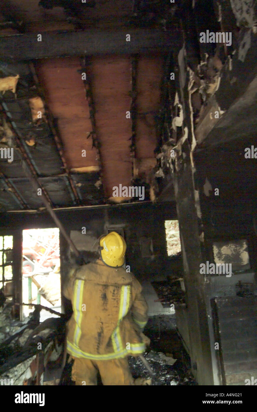 040928 Structure Fire Dupont Road Occidental Fire fighters from several ...