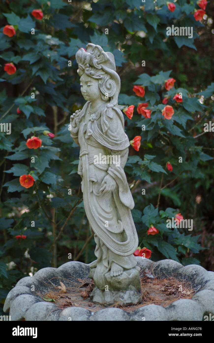 Welcome statue hi-res stock photography and images - Alamy