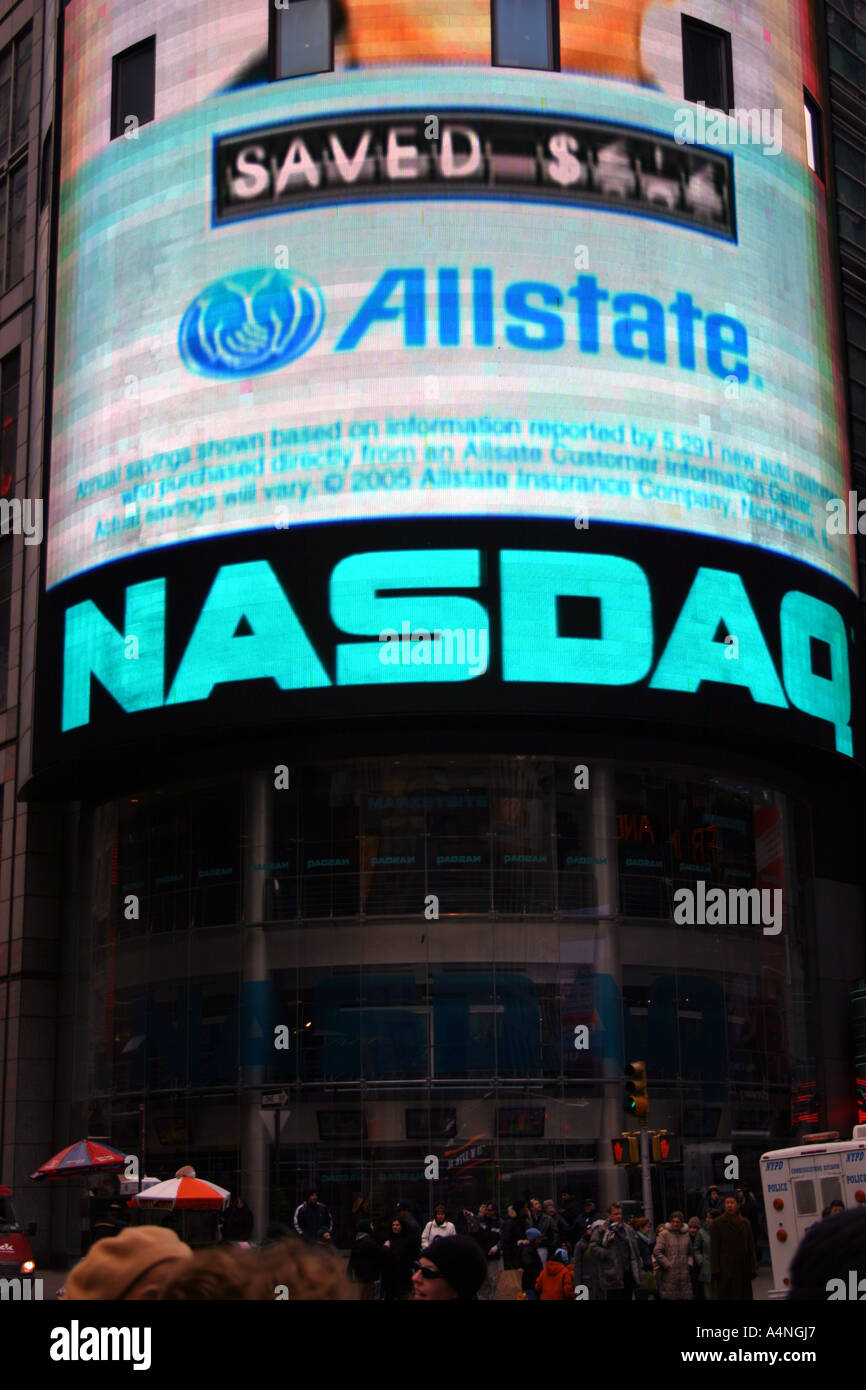 Billboard on nasdaq hi-res stock photography and images - Alamy