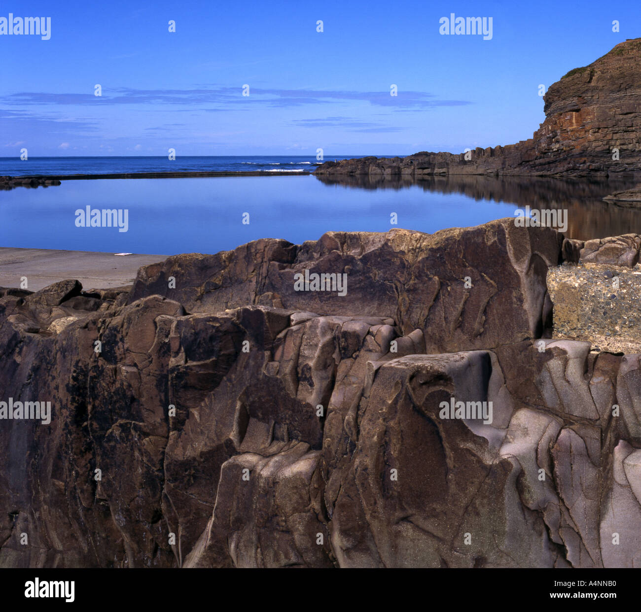 Summerleaze sea pool hi-res stock photography and images - Alamy
