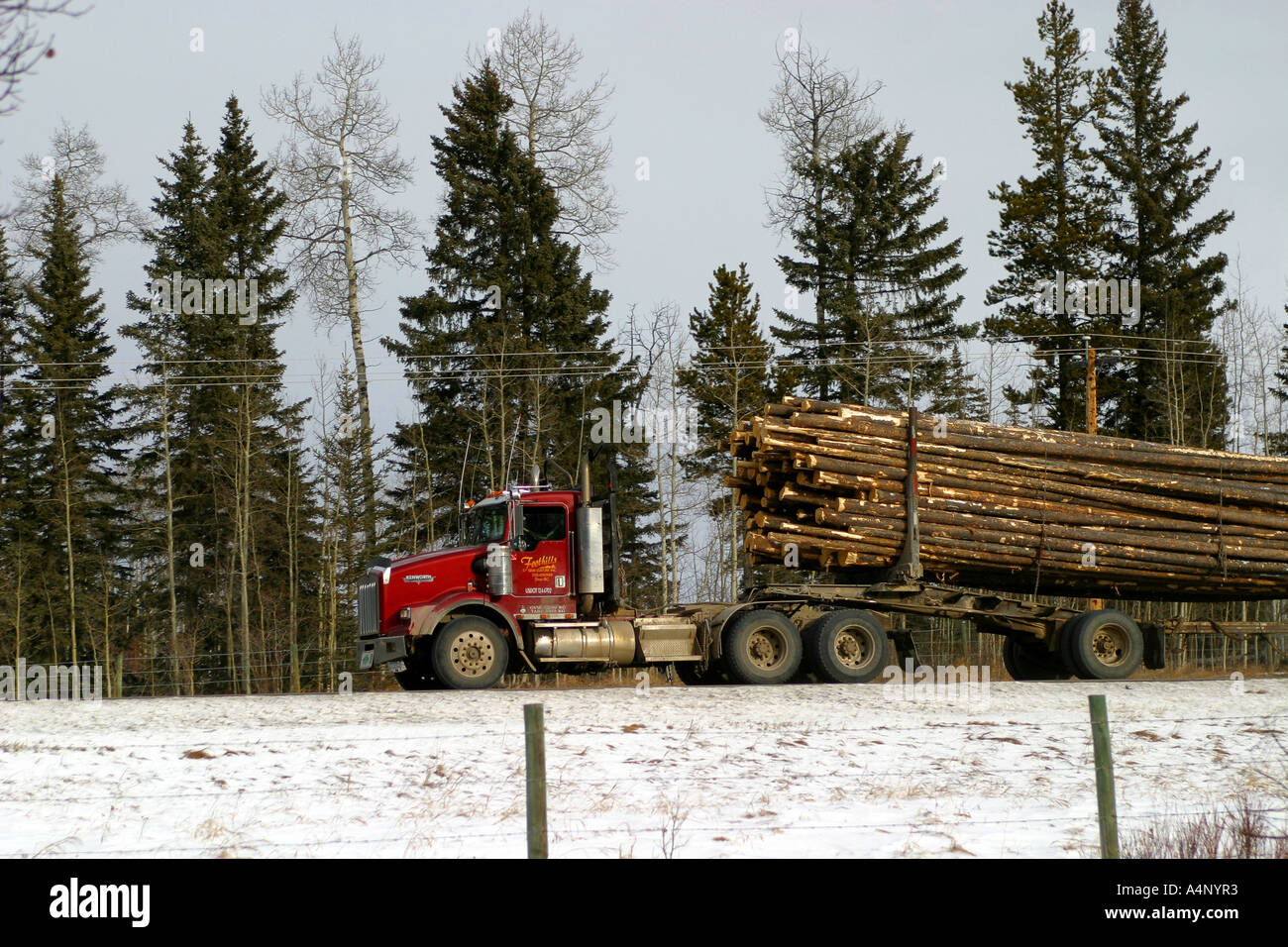 Log hauler hi-res stock photography and images - Alamy