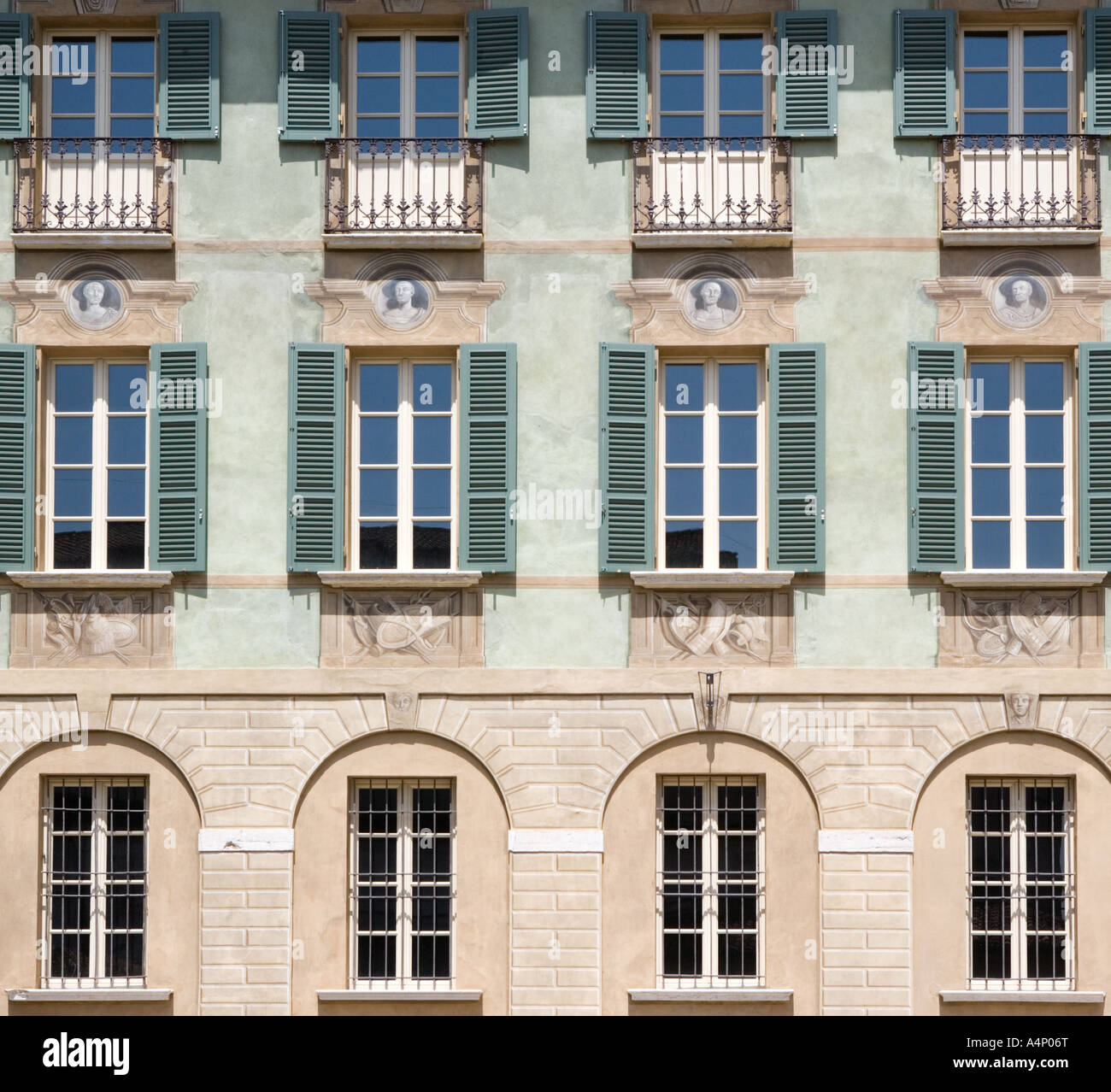 Brescia building hi-res stock photography and images - Alamy