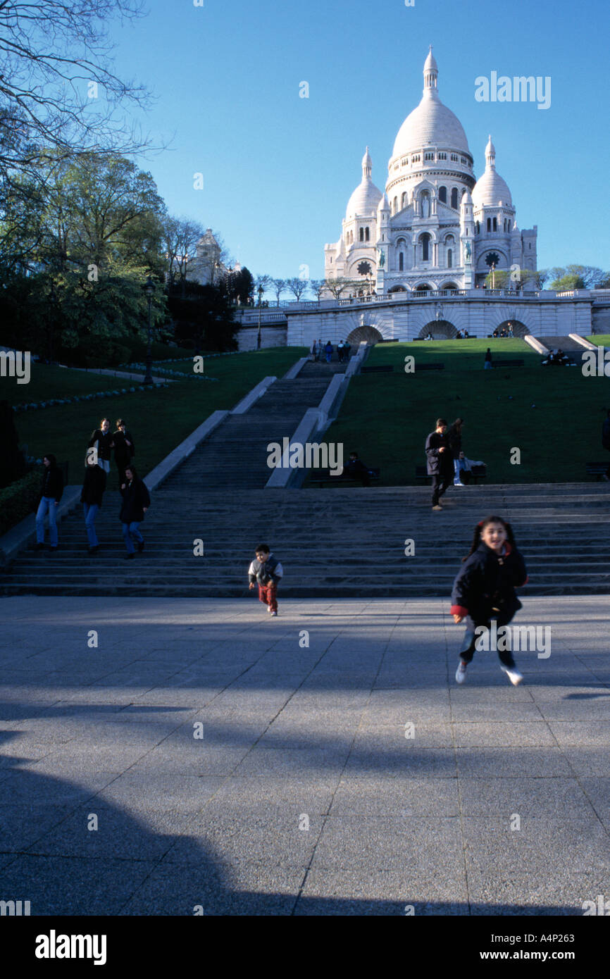 Square willette paris hi-res stock photography and images - Alamy