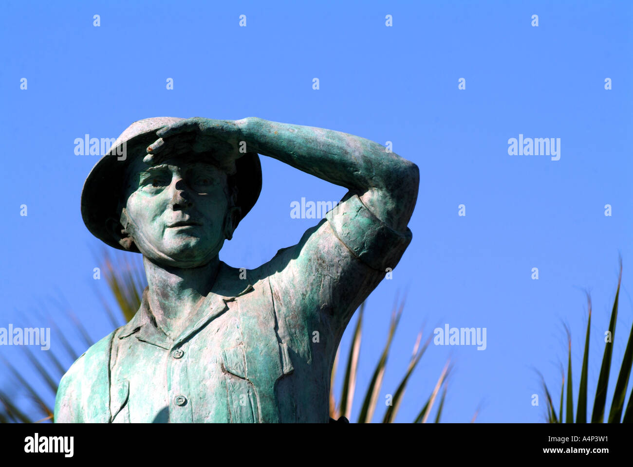 Gibraltar statue soldier hi-res stock photography and images - Alamy