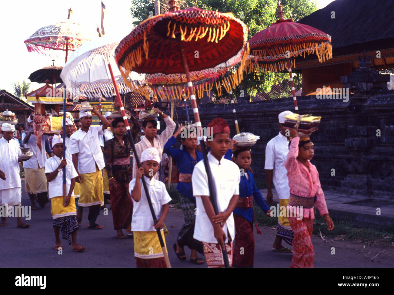Funeral procession in Ubud Bali Indonesia Stock Photo - Alamy