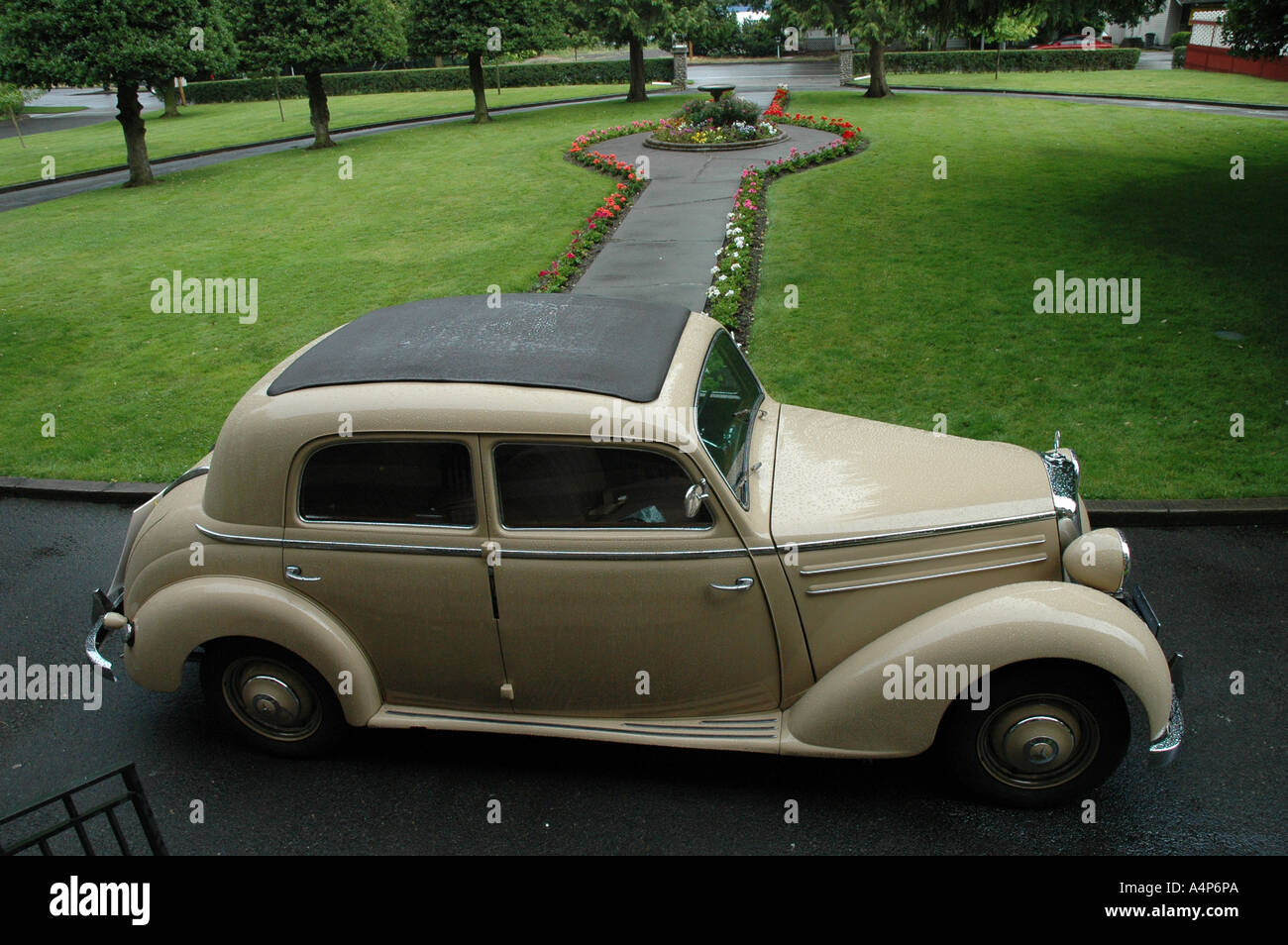 Classic vintage Mercedes Benz automobile Stock Photo - Alamy
