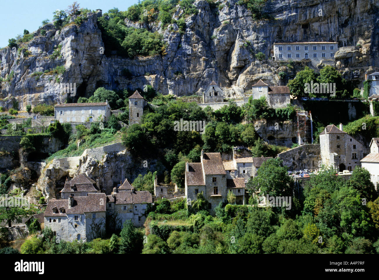 Houses Castle Built Cliffs Medieval Stock Photos & Houses Castle Built ...