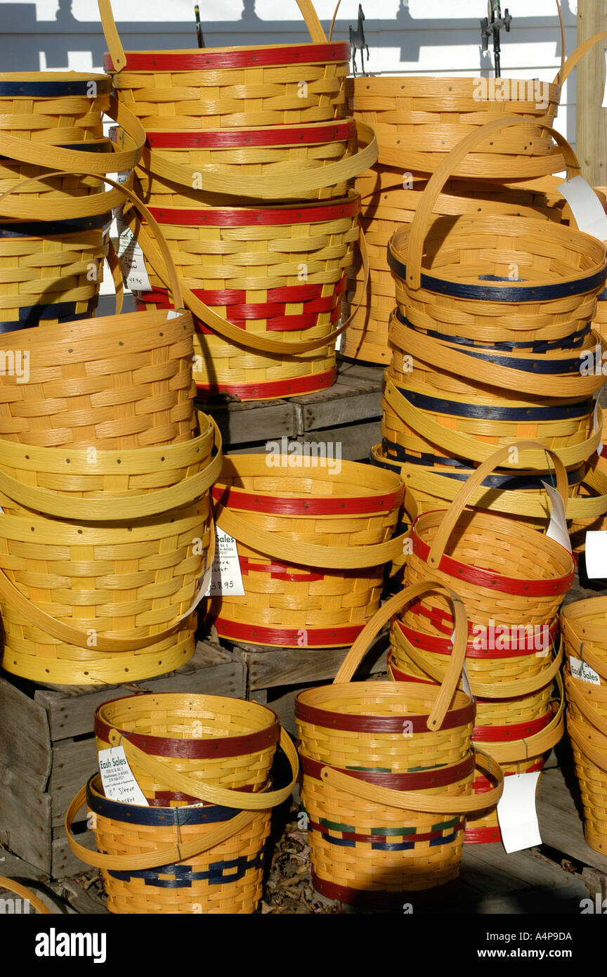 Amish baskets Shipshewana Indiana Stock Photo - Alamy