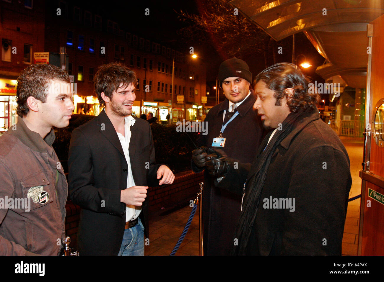 Busy club london bar hi-res stock photography and images - Alamy