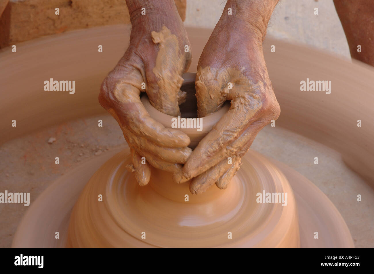 Kumbhar hi-res stock photography and images - Alamy