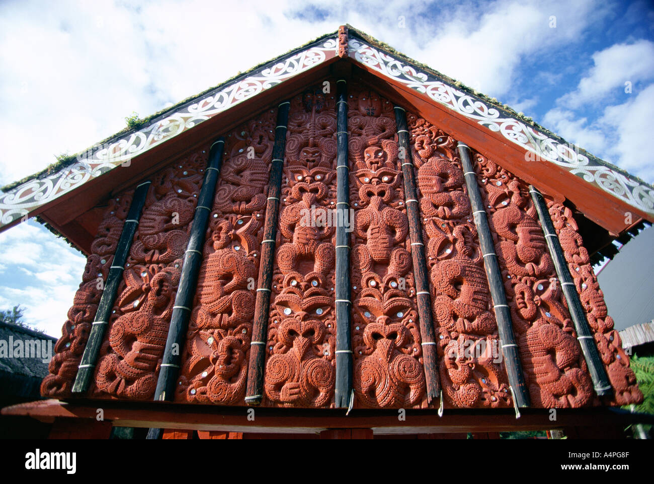 Maori arts and crafts institute hi-res stock photography and images - Alamy
