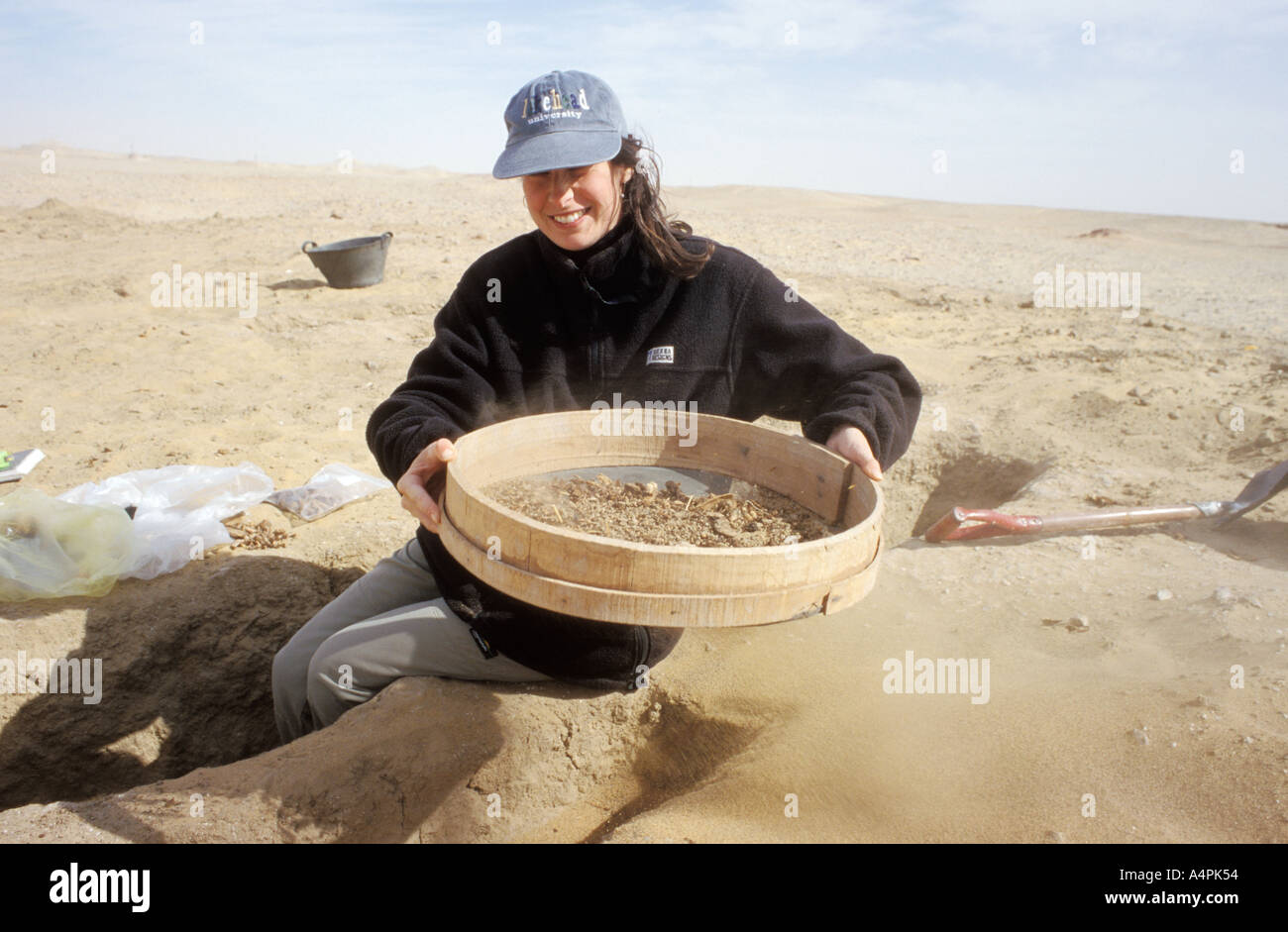Africa Egypt Archaeological dig at Dakhla Oasis Stock Photo - Alamy