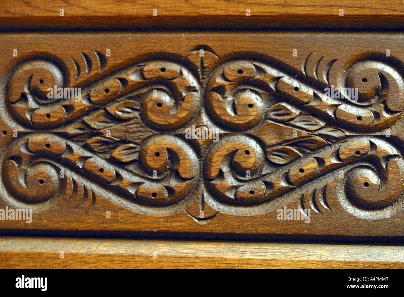 Traditional antique auction furniture houses hi-res stock photography ...