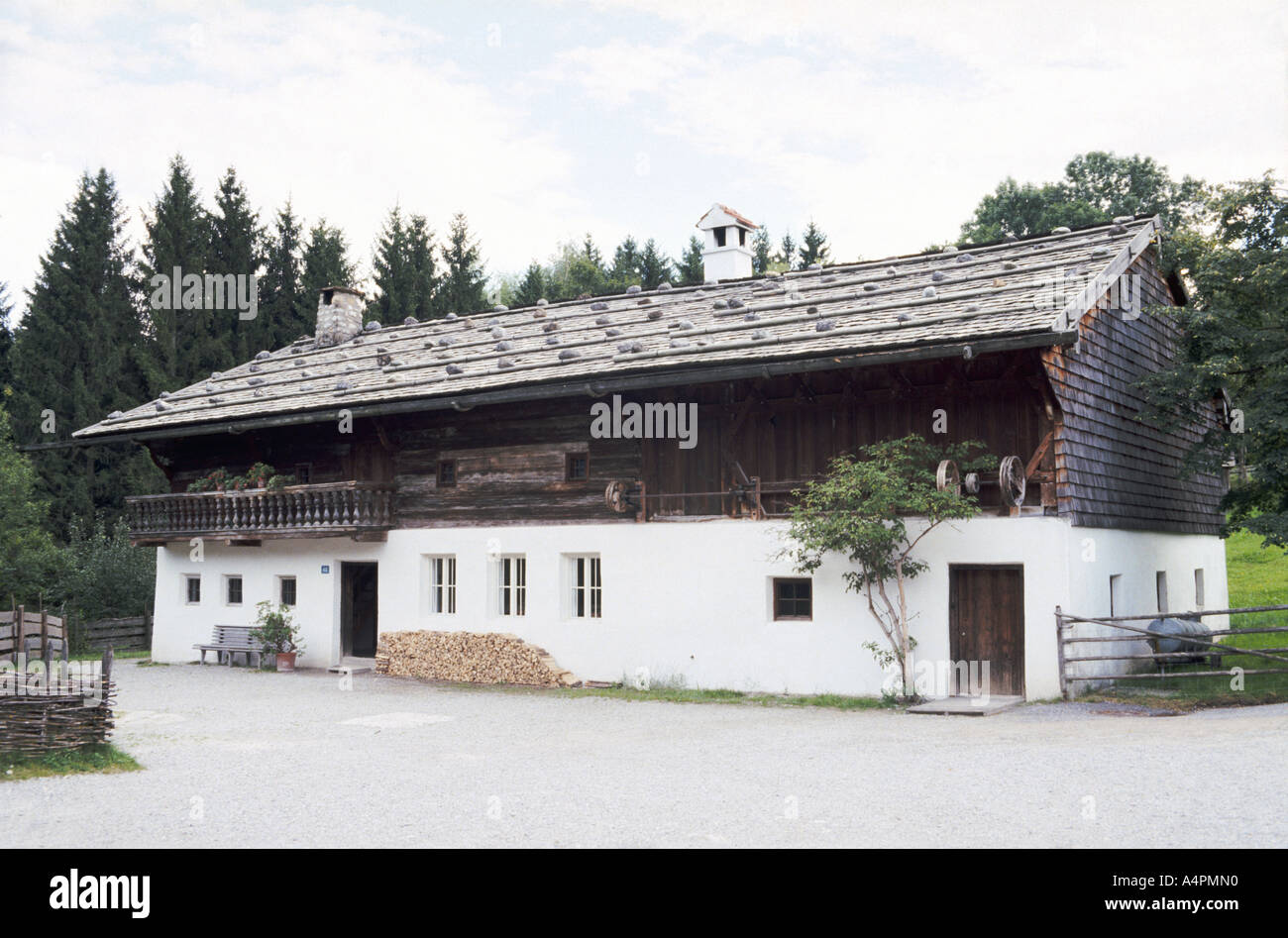 Traditional Bavarian Farmhouse Stock Photo - Alamy