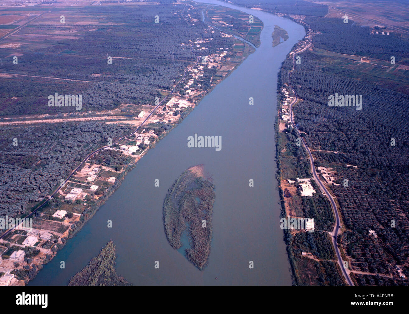River Tigris Iraq Stock Photo - Alamy