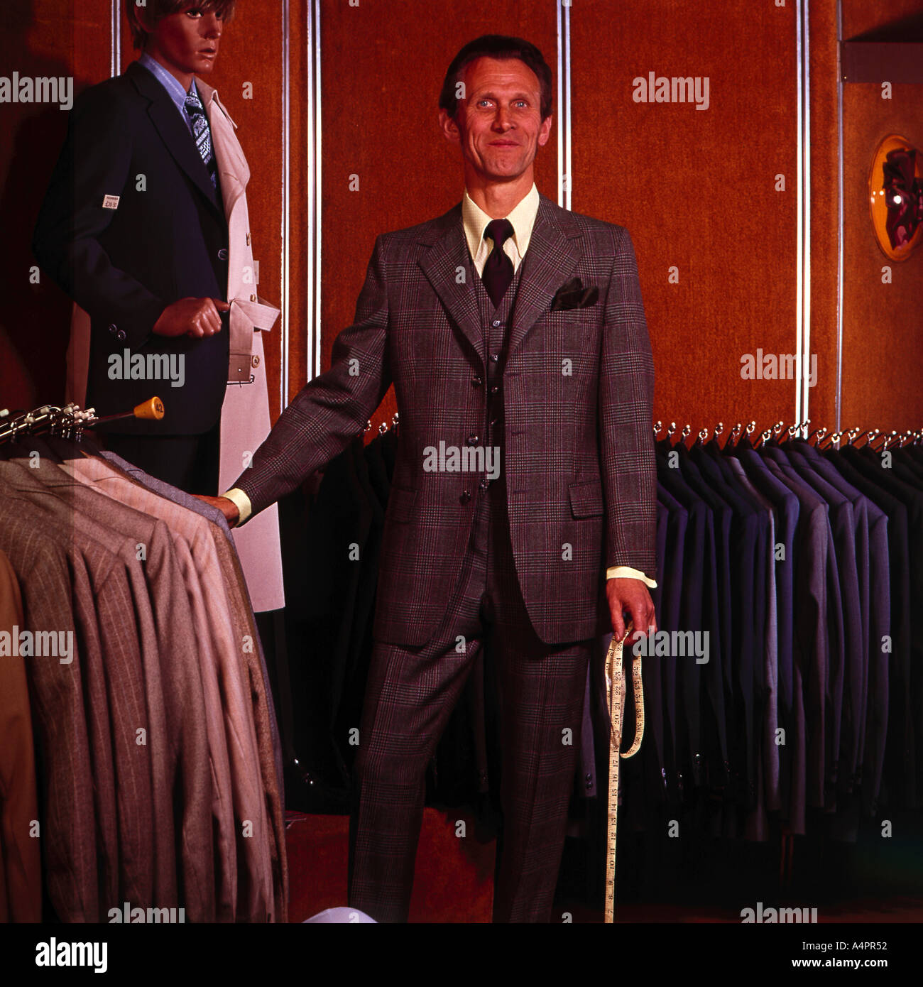 Saville row 1970s hi-res stock photography and images - Alamy