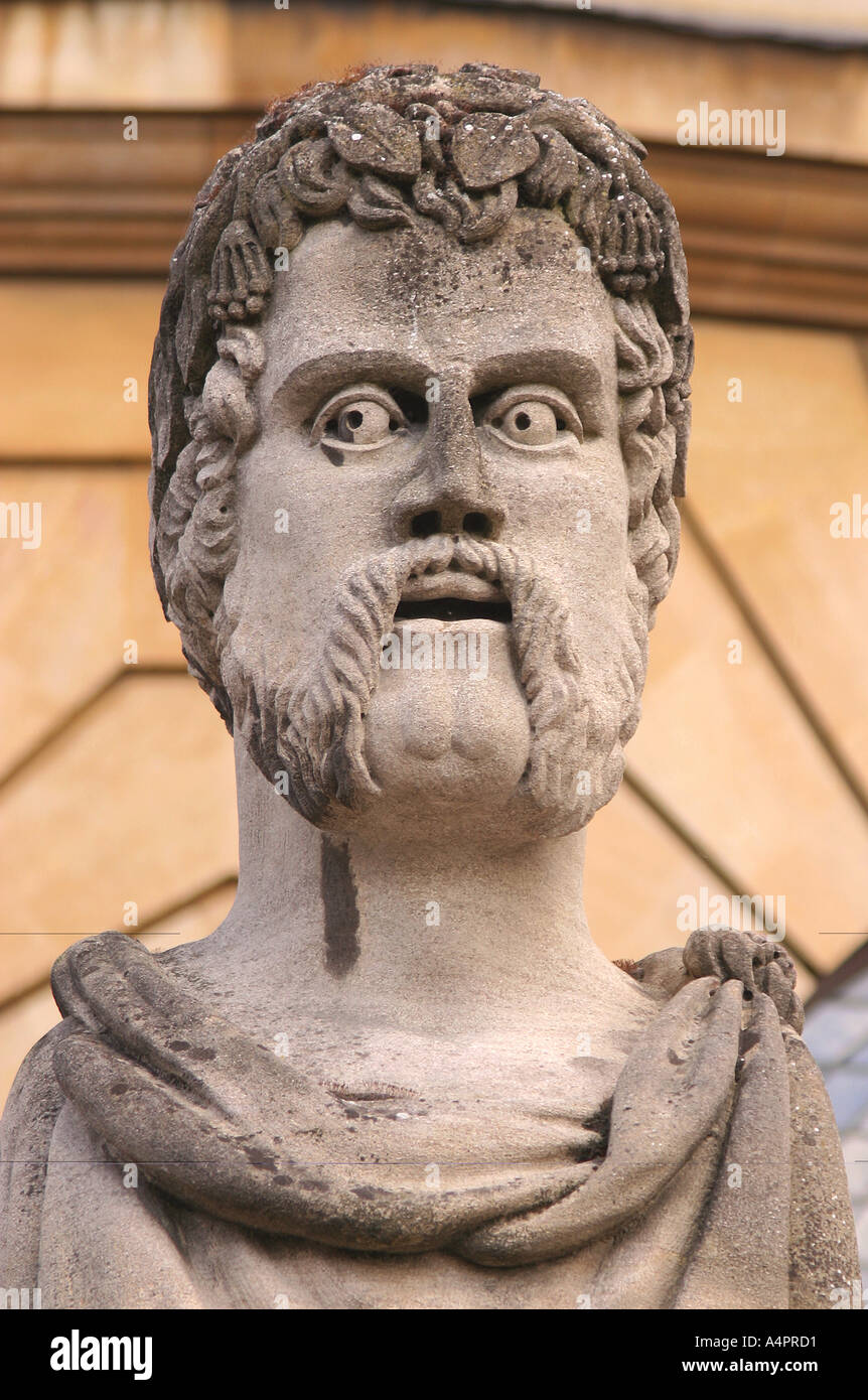 Roman emperor Statue, 'Herm' outside the Sheldonian Theatre, Oxford, UK ...