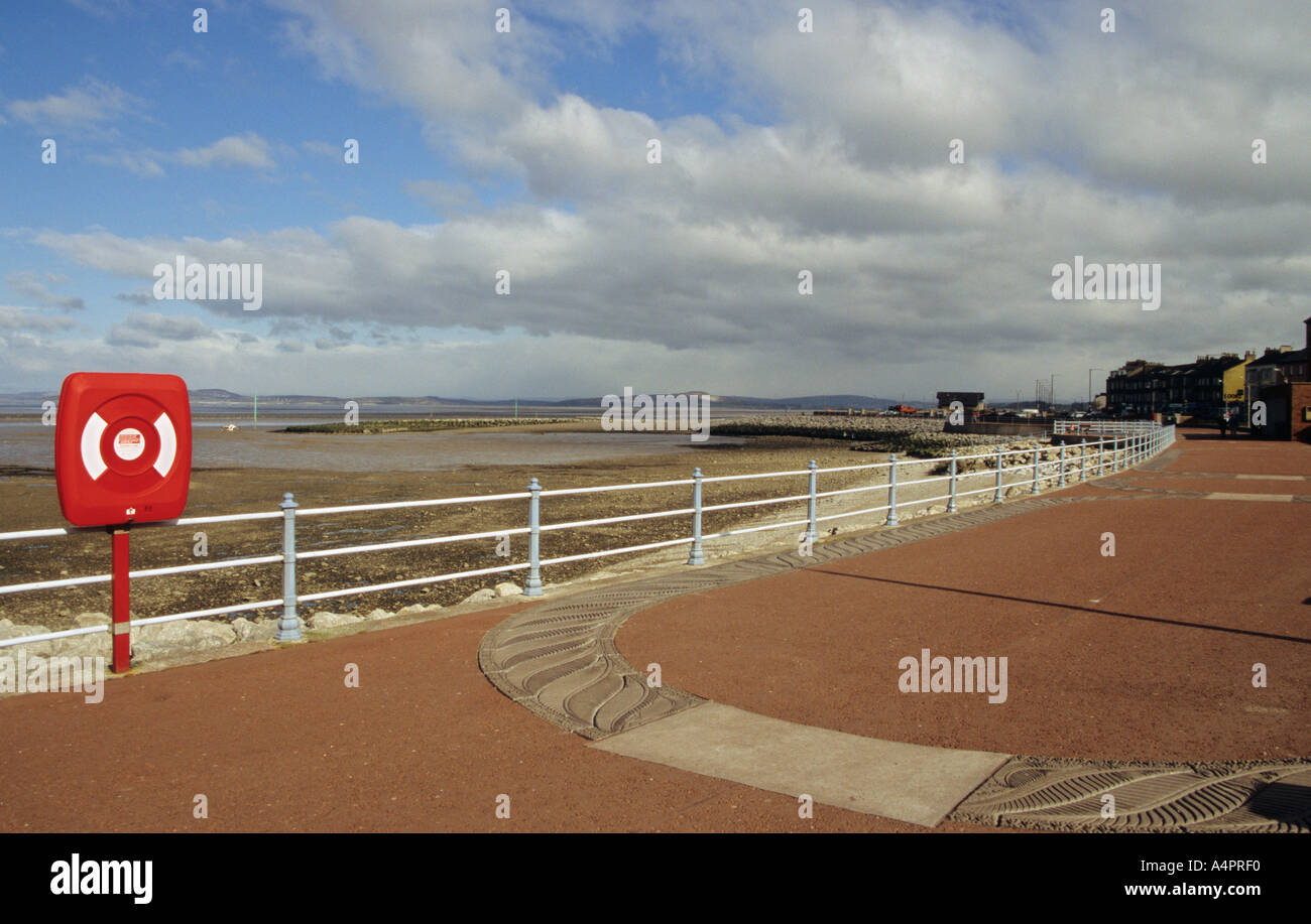 Promenade and Bay at Morecambe in north Lancashire Stock Photo - Alamy