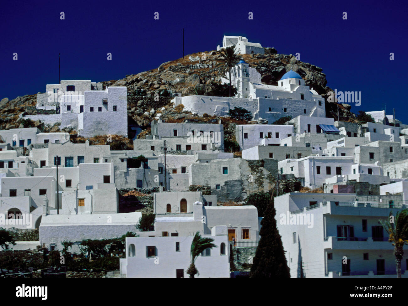 whitewashed, homes, houses, buildings, hillside, town of Hora, Hora ...