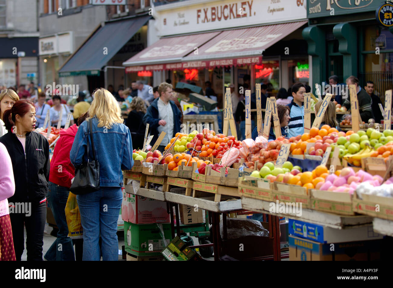 Market Stall Moore Street Dublin Ireland Stock Photo - Alamy
