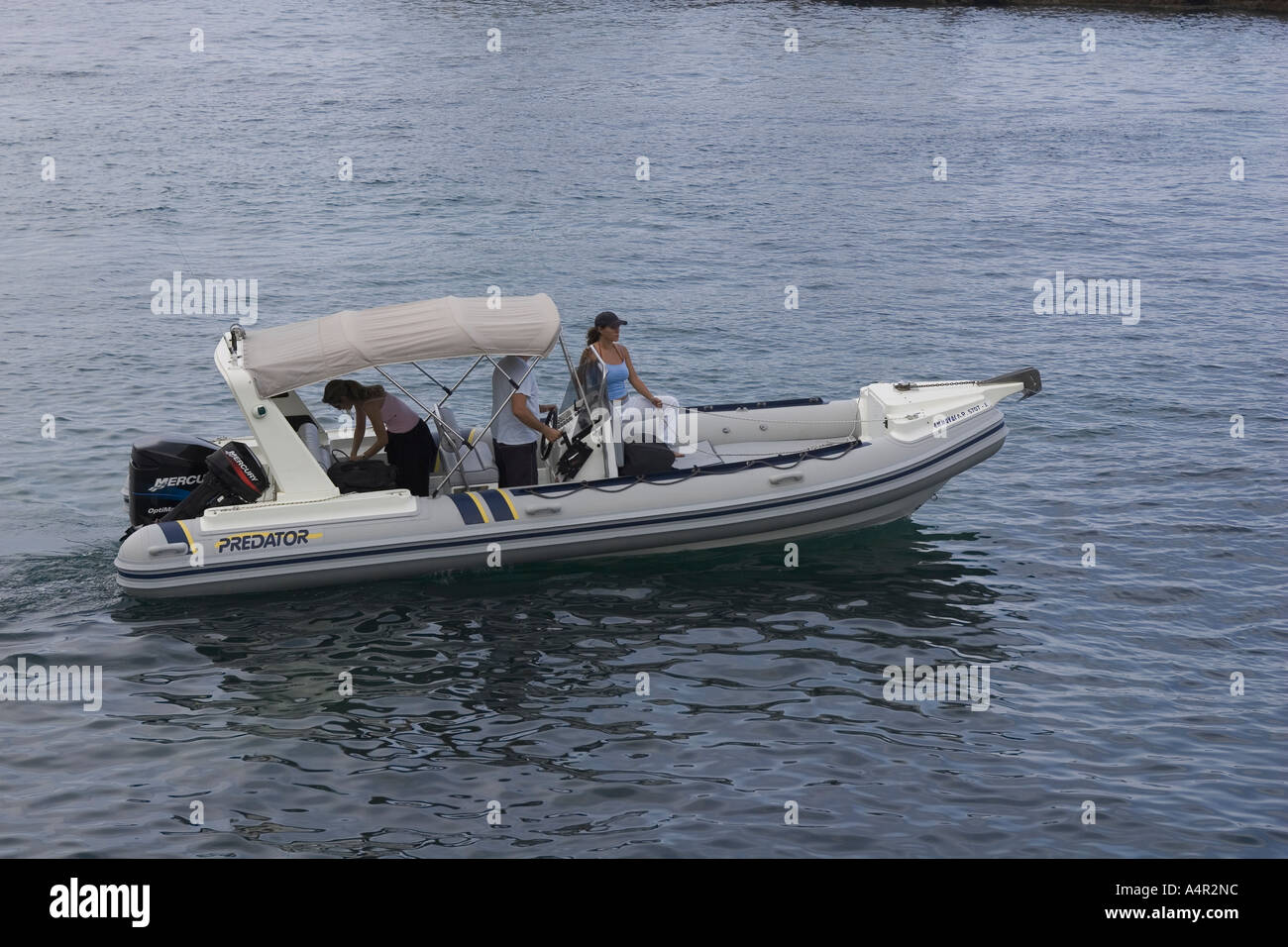 Model boat speed day hi-res stock photography and images - Alamy