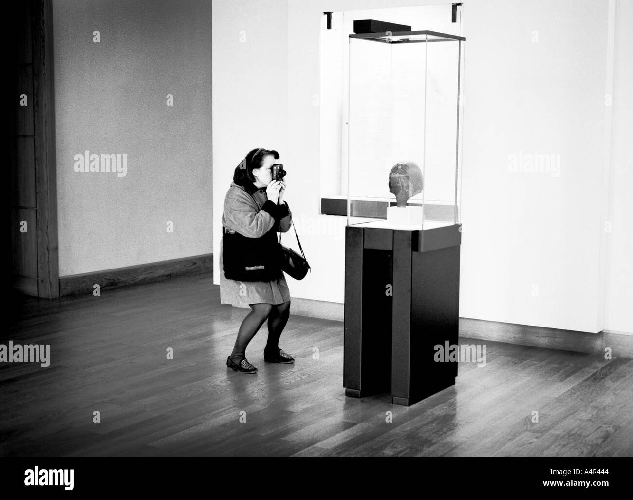 Museum gallery hi-res stock photography and images - Alamy