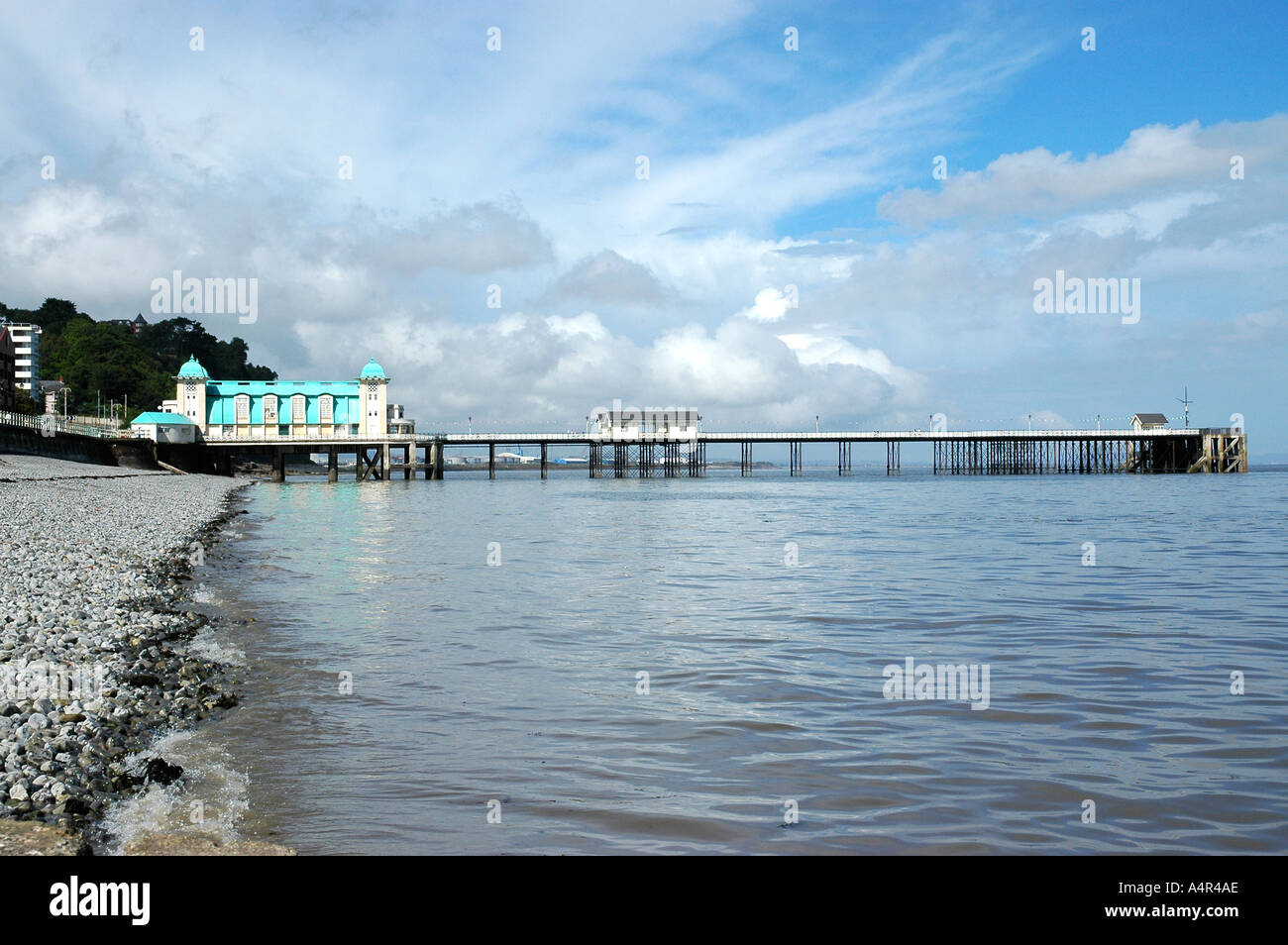 Penarth beach pier hi-res stock photography and images - Alamy