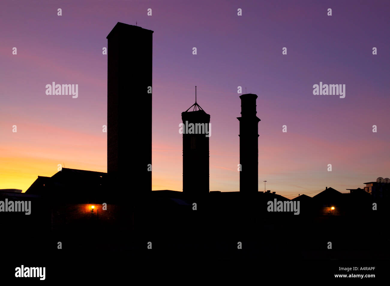 Leeds city center skyline hi-res stock photography and images - Alamy