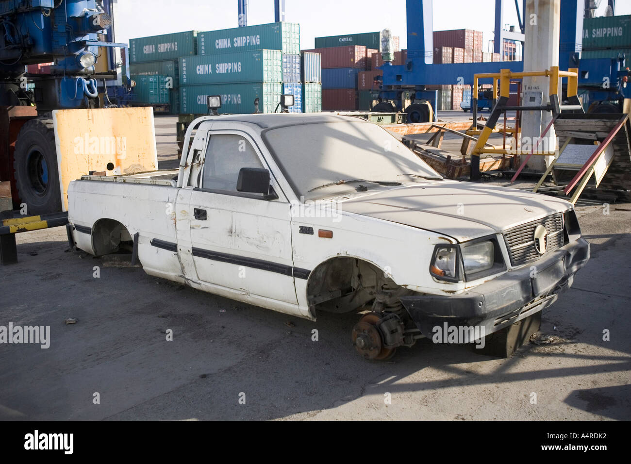 Close up of a pickup truck in a garage Stock Photo - Alamy