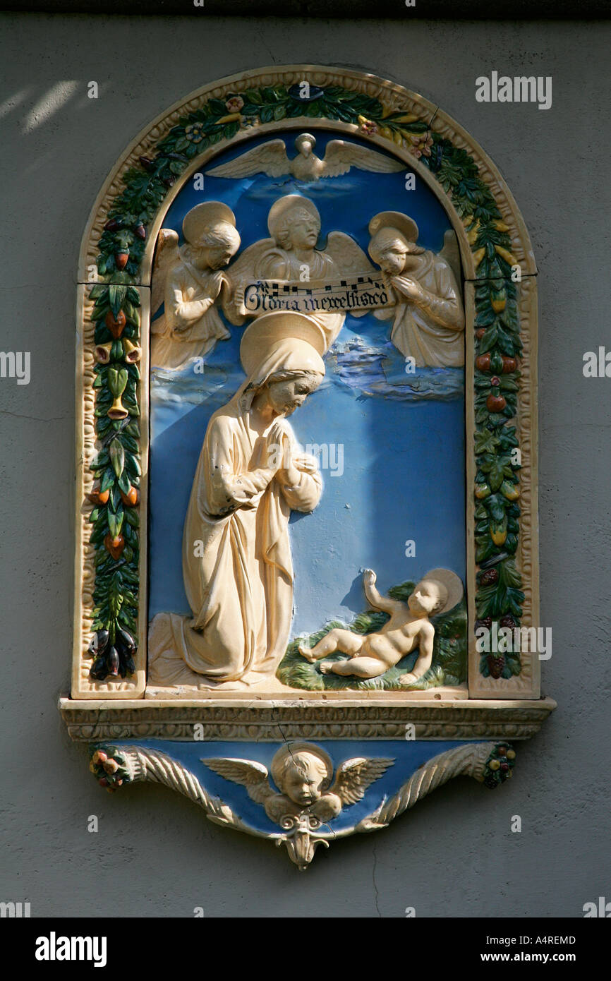 Virgin Maria picture sculpture relief church Jesus Christ birth scene ...