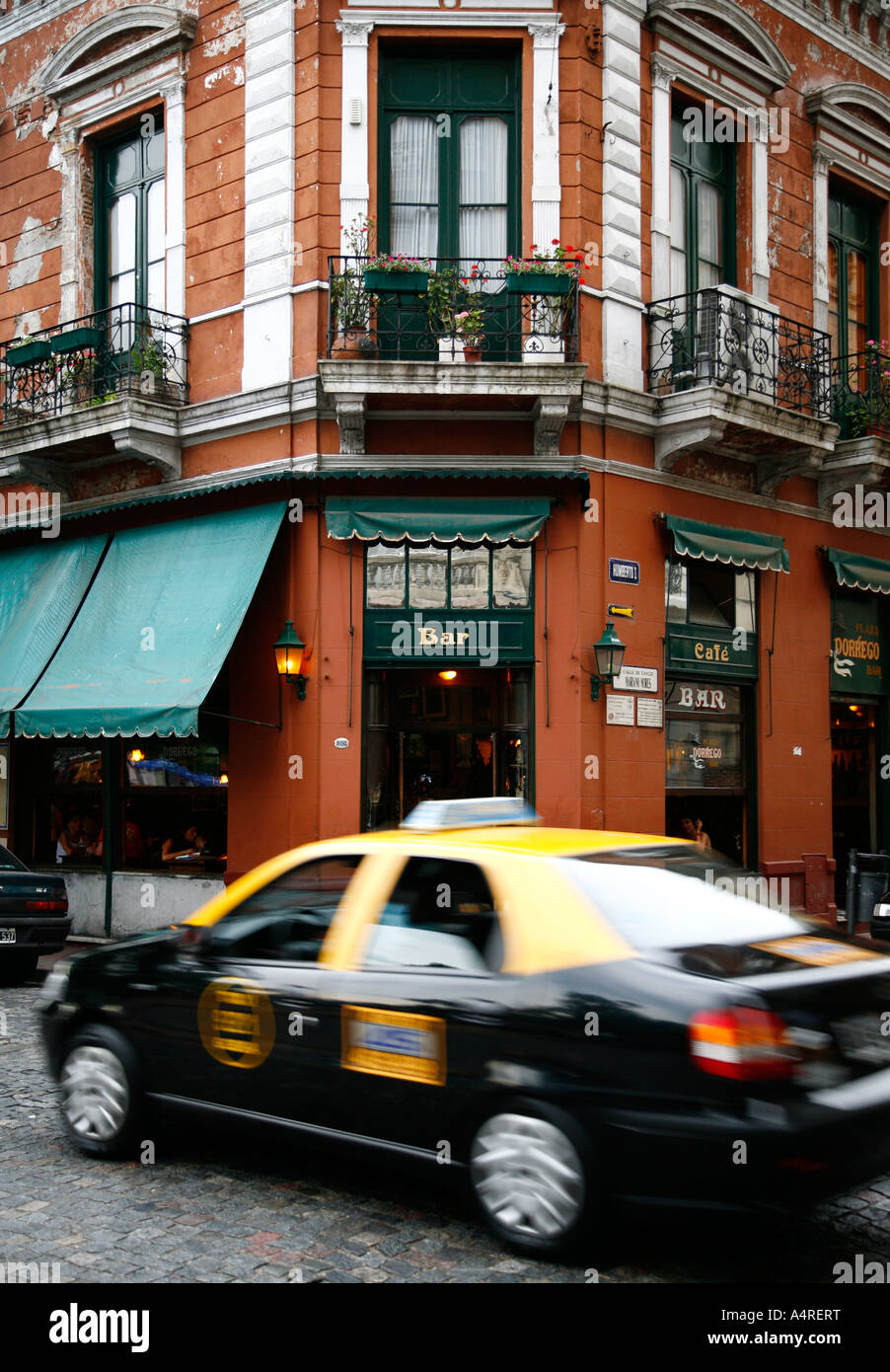 Den taxi hi-res stock photography and images - Alamy