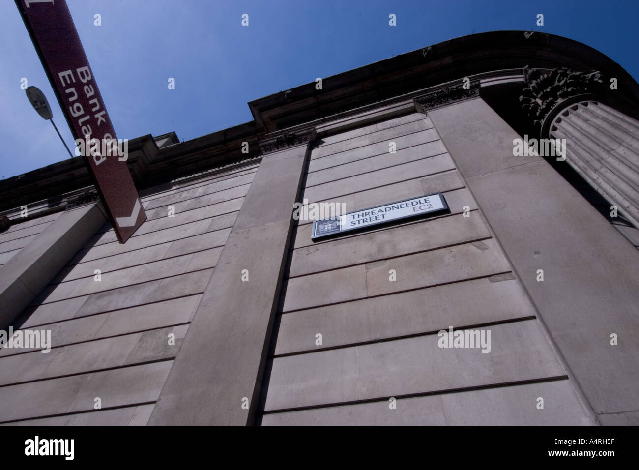 Bank of England Threadneedle Street exterior Stock Photo - Alamy