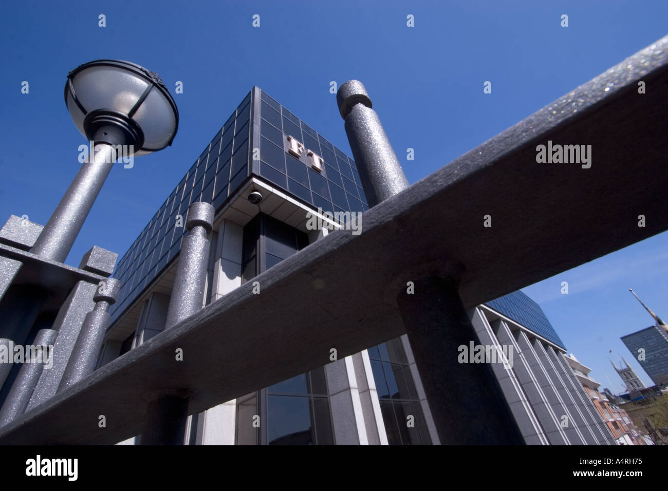 Financial times and southwark bridge hi-res stock photography and ...