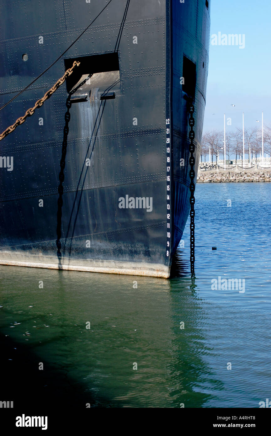 anchored ocean going vessel in calm harbor Stock Photo - Alamy