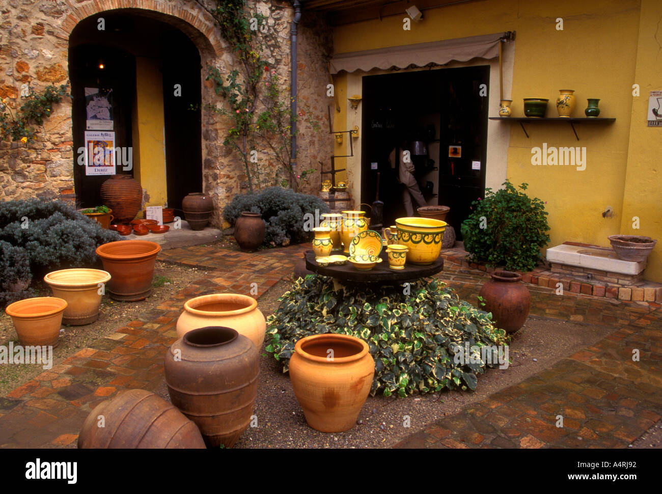 French vallauris pottery hi-res stock photography and images - Alamy