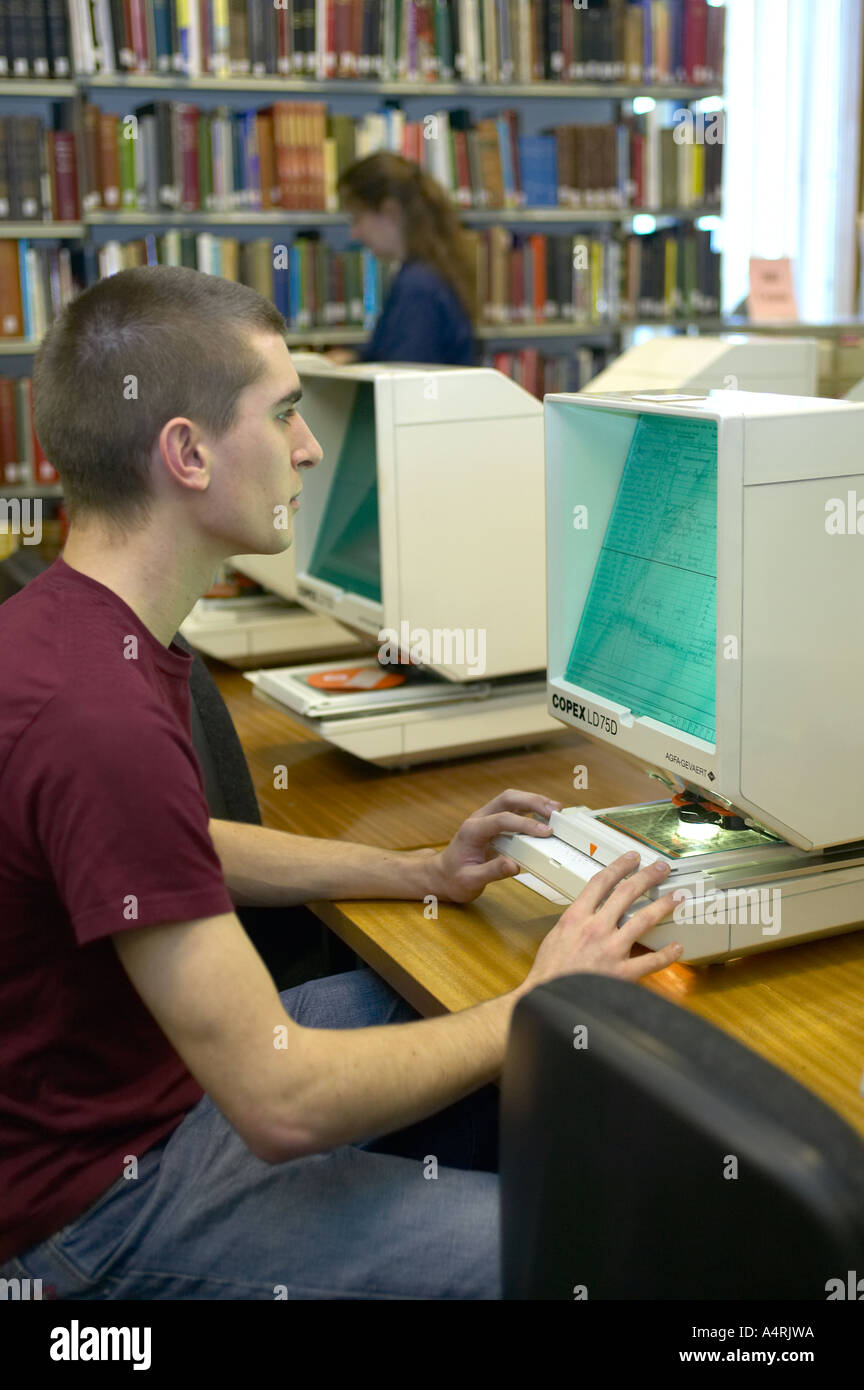Microfilm reader hi-res stock photography and images - Alamy