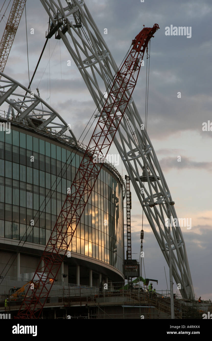 New wembley stadium construction hi-res stock photography and images ...