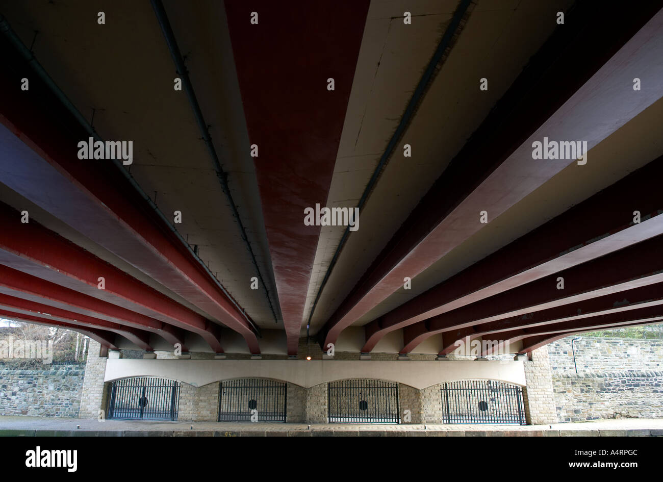 converging lines on Road Bridge Stock Photo - Alamy