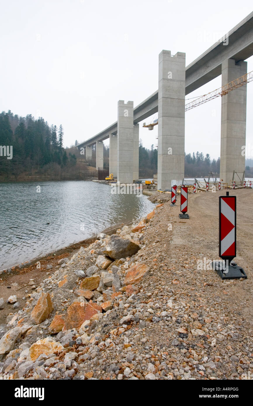 Bridge building, adding second road track Stock Photo - Alamy