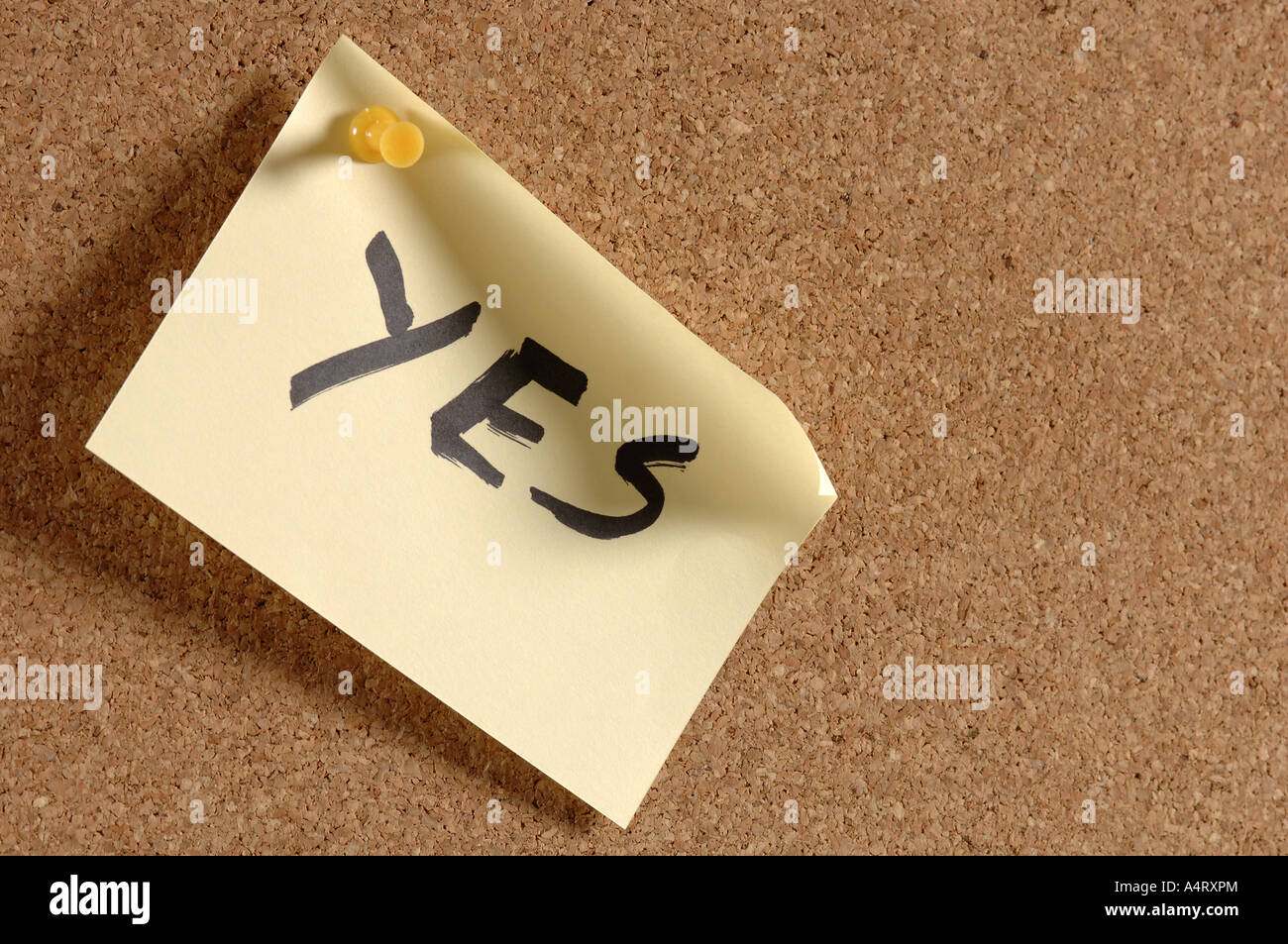 word yes on message board Stock Photo - Alamy